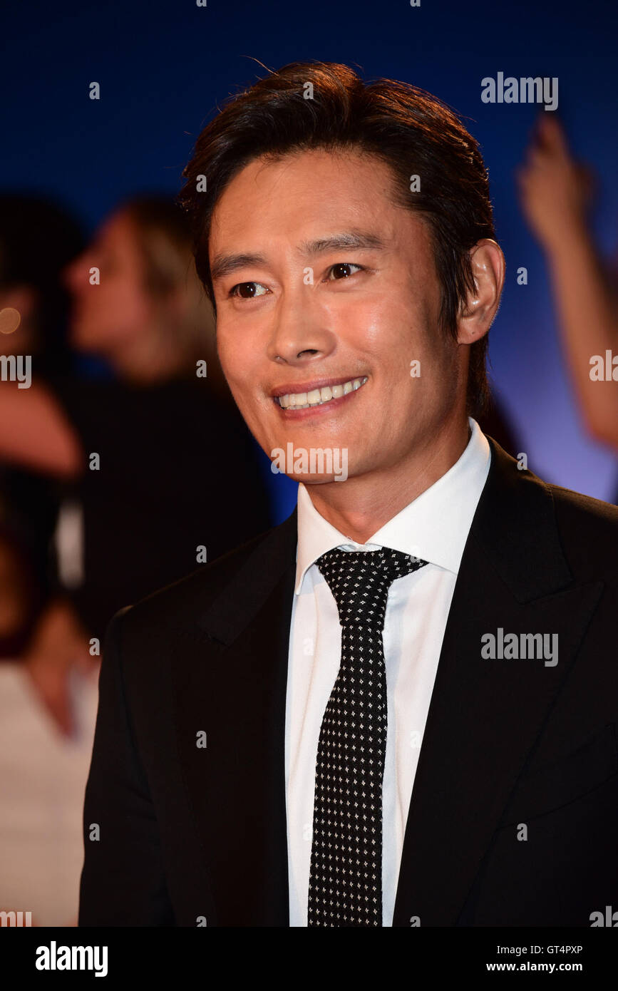 Byung hun lee hi-res stock photography and images - Alamy