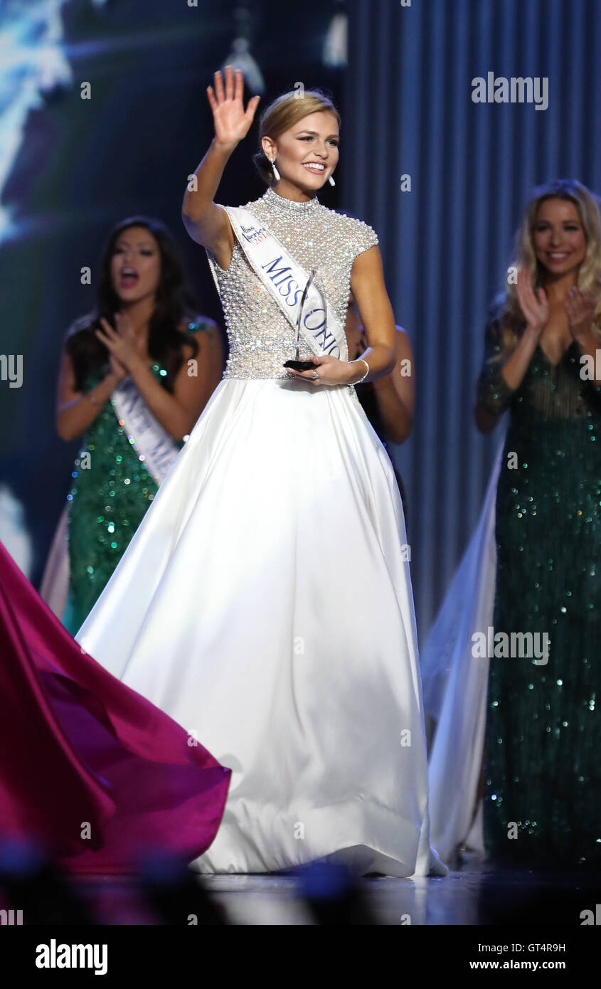 2017 miss america preliminary competition hi-res stock photography and ...