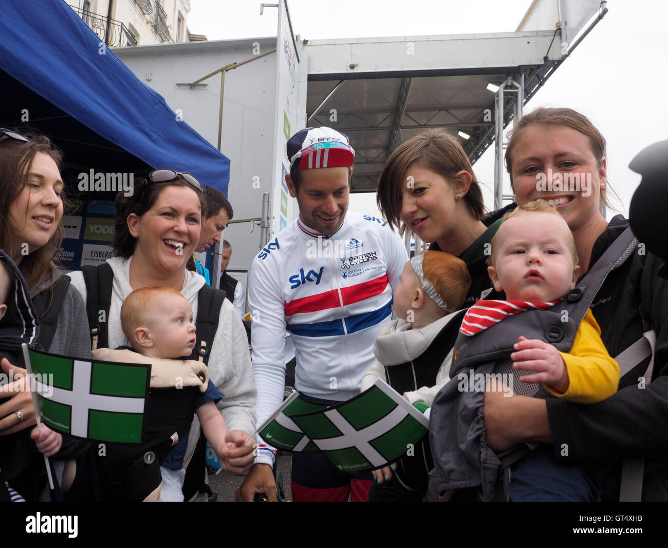 Sidmouth, UK. 9th Sep, 2016. Start of the Sidmouth to Haytor stage of ...