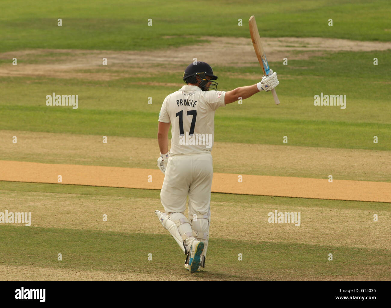 Headingley Carnegie Stadium,Leeds, UK. Friday 9th September 2016. Ryan ...