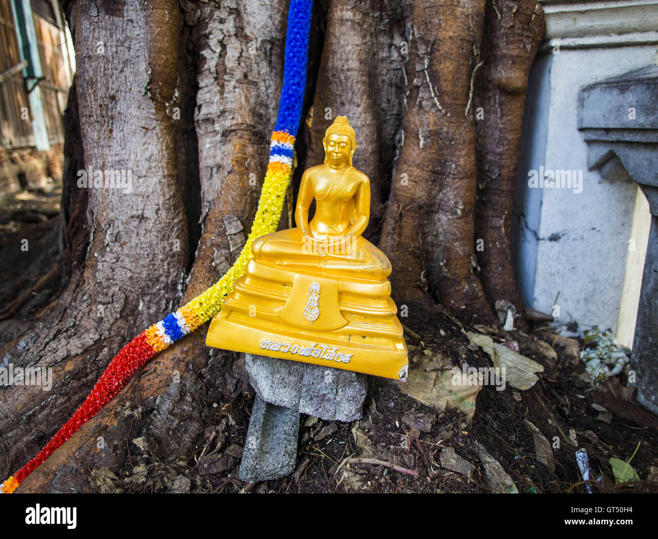 Bangkok, Bangkok, Thailand. 9th Sep, 2016. A Buddha statue set up as an ...