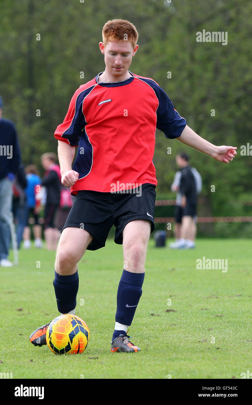 Bocca Albion (blue) vs Top Red (red) Hackney & Leyton Junior Cup Final ...