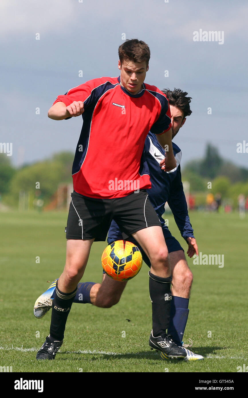 Bocca Albion (blue) vs Top Red (red) Hackney & Leyton Junior Cup Final ...