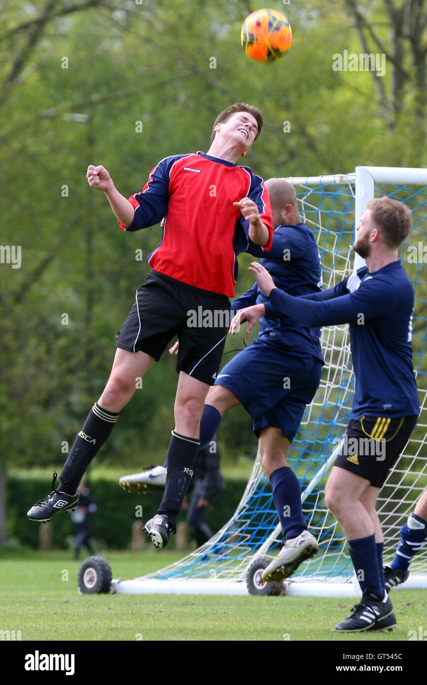 Bocca Albion (blue) vs Top Red (red) Hackney & Leyton Junior Cup Final ...
