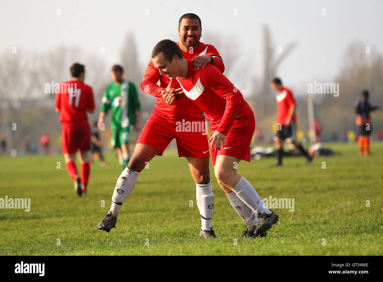 Shakespeare celebrate a goal - Boston Celtics (green/white) vs ...