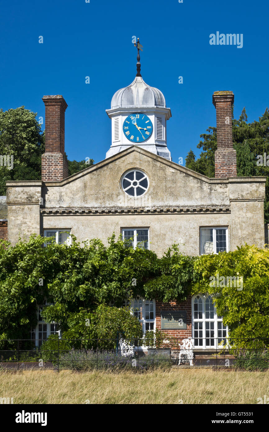 Stable block hi-res stock photography and images - Alamy