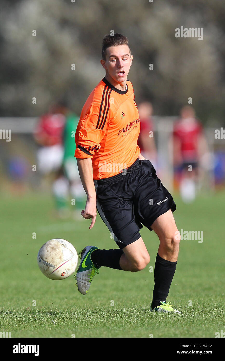 Eastway Olympia (red/black) vs Wojak Sunday - Hackney & Leyton Sunday ...