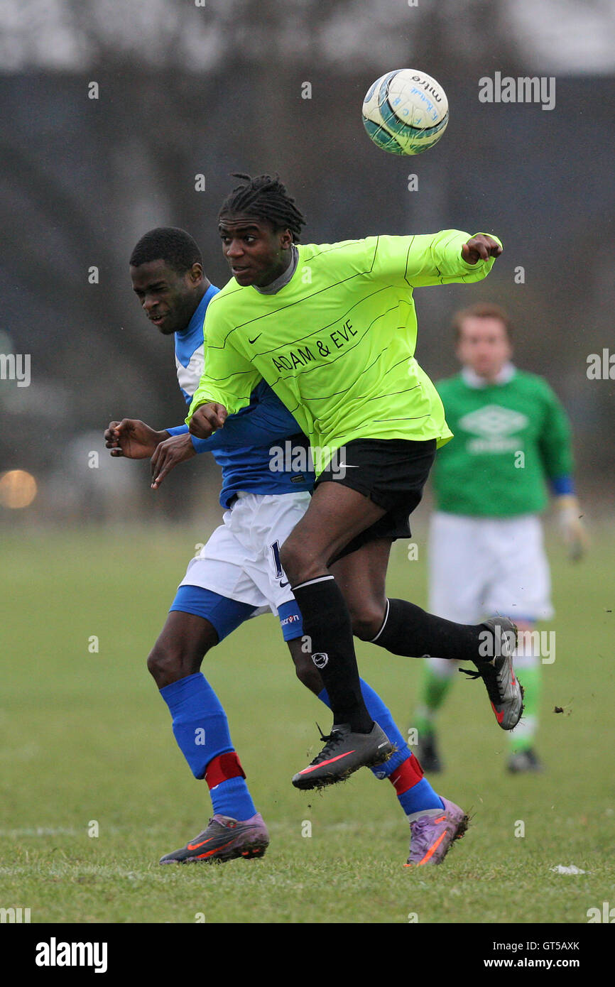 FC Barlett (blue) vs Adam & Eve - Hackney & Leyton Sunday League Jack ...