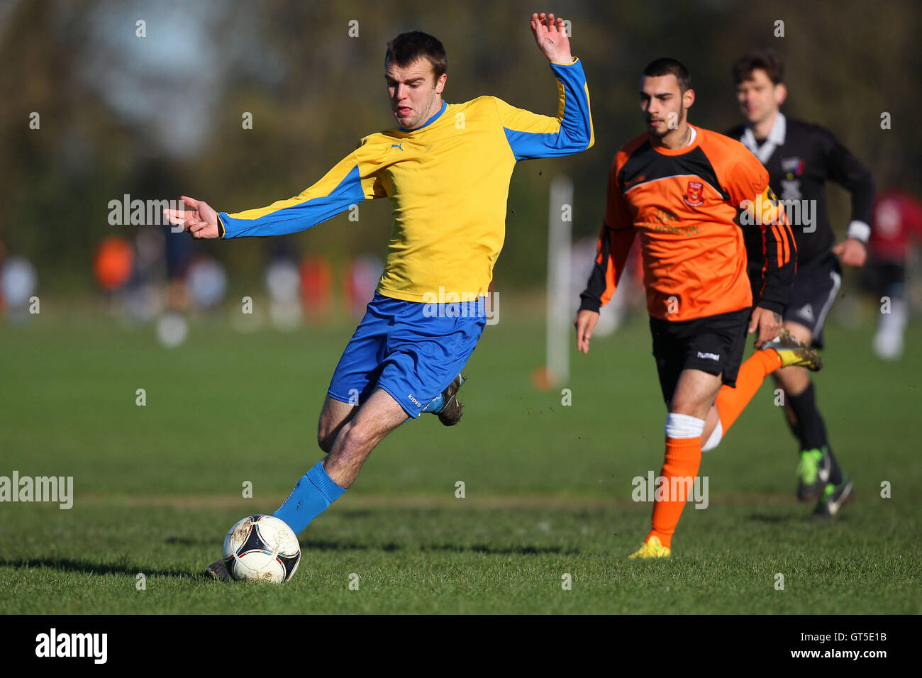 FC Walthamstow (orange) vs Jay Cubed - Hackney & Leyton Sunday League ...