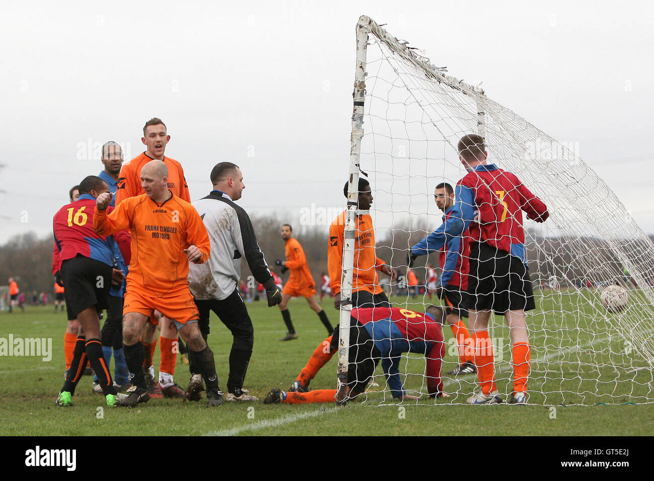Warren score their fourth goal - FC Walthamstow (blue/red) vs Warren ...