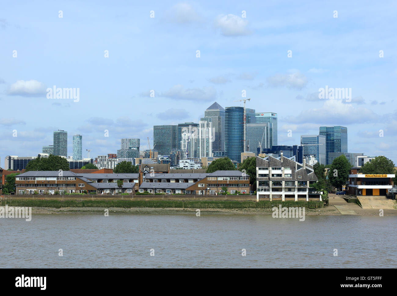 The river Thames and Canary wharf Stock Photo - Alamy