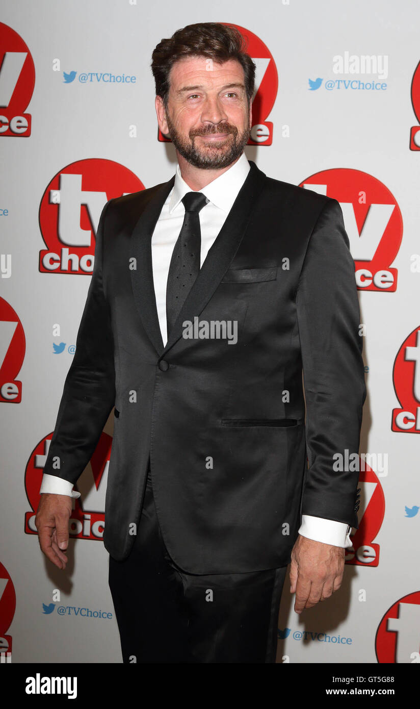 London, UK. Nick Knowles at The TV Choice Awards 2016 at the Dorchester ...