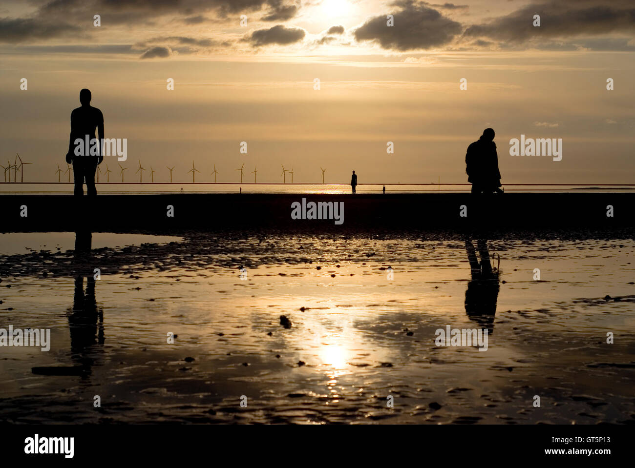 Anthony Gormley, Another Place Art installation, Crosby Beach ...