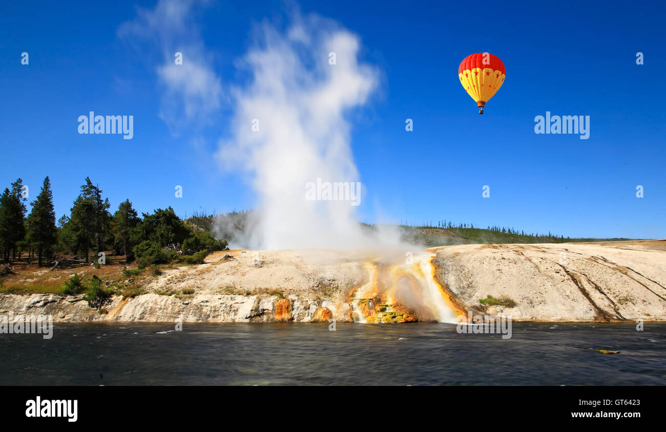 Fly geyser aerial hi-res stock photography and images - Alamy