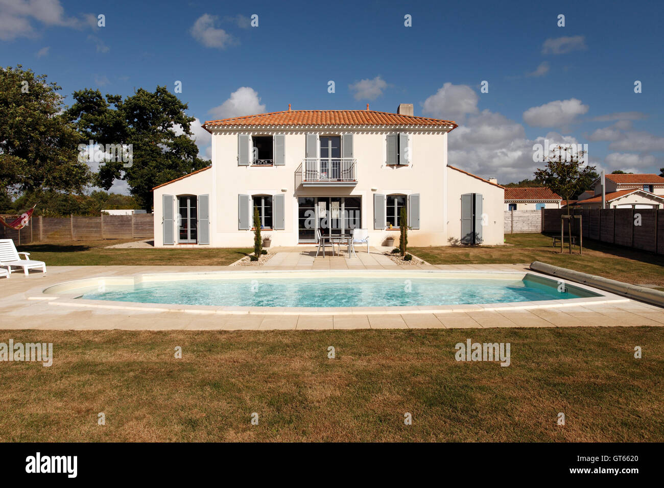 Villa france pool hi-res stock photography and images - Alamy