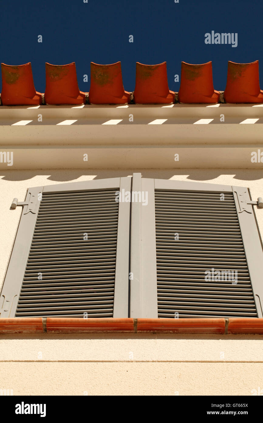 Whitewashed villa italy hi-res stock photography and images - Alamy