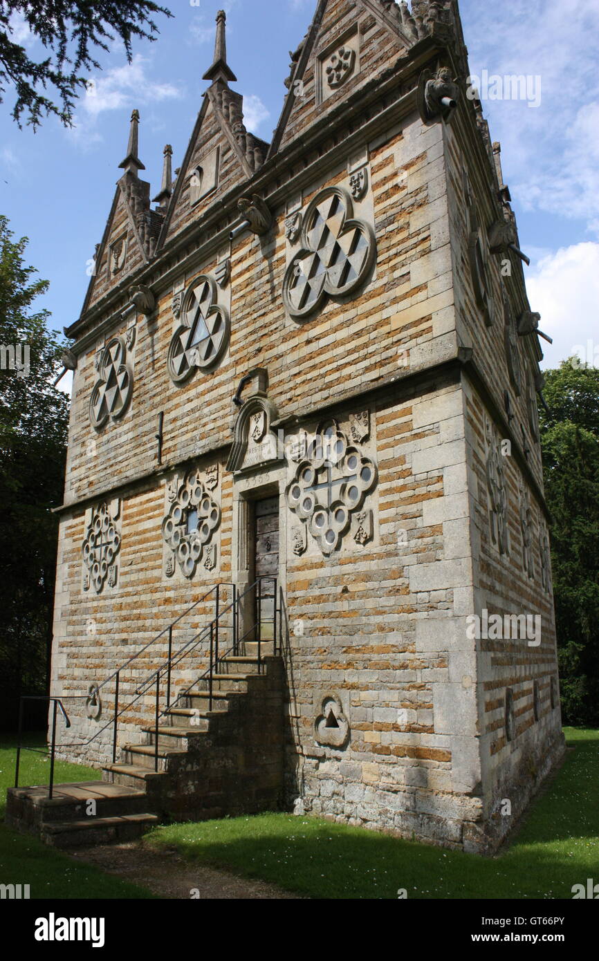Rushton Triangular Tower, Rushton, Northamptonshire, England Stock ...