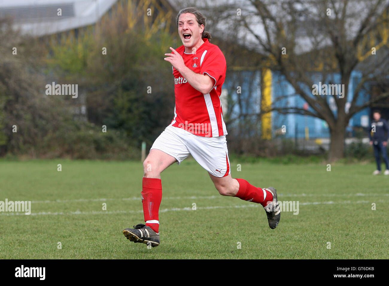 Hackney Os score their first goal and celebrate- Hackney Os (red/white ...