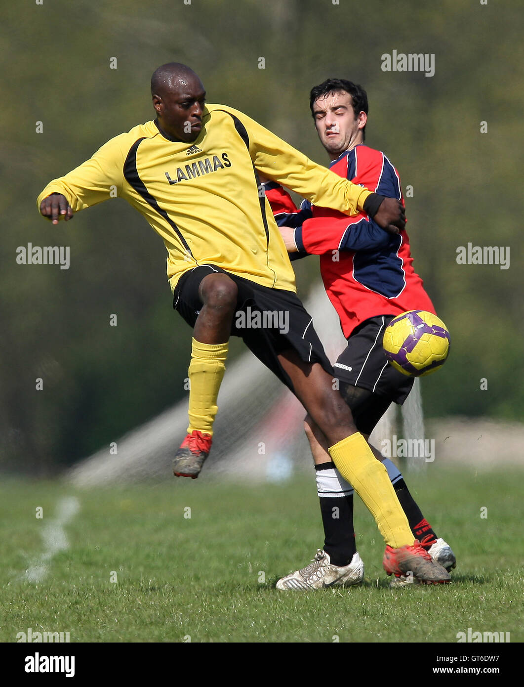 Hare & Hounds (red) vs Lammas - Hackney & Leyton League Football at ...