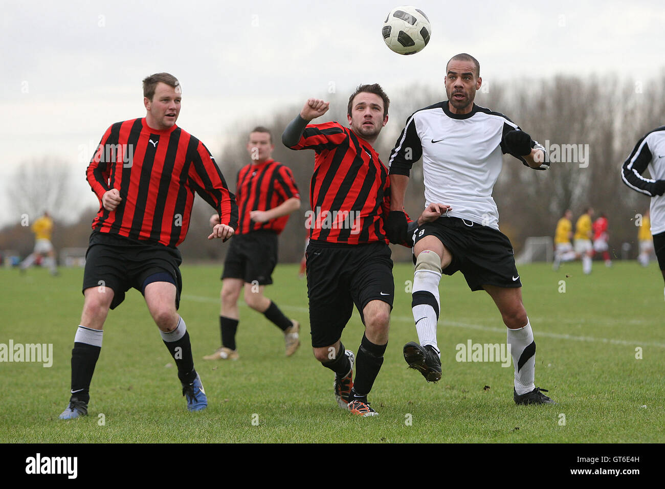 Highfield (white/black) vs Midfield (Hackney) - Hackney & Leyton Sunday ...