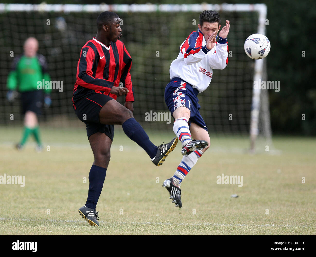 Lapton (red/black) vs Three Compasses - Hackney & Leyton League Sunday ...