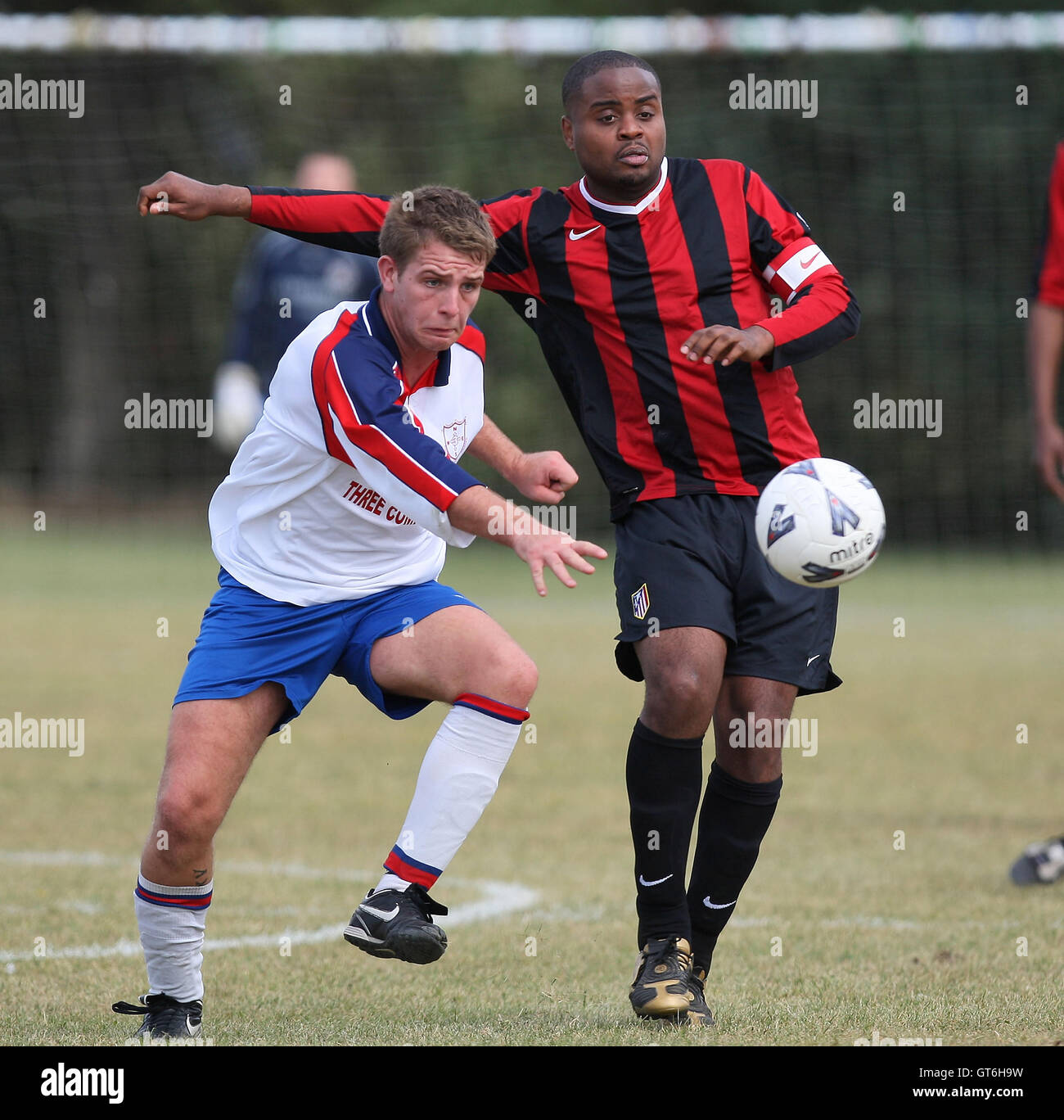 Lapton (red/black) vs Three Compasses - Hackney & Leyton League Sunday ...