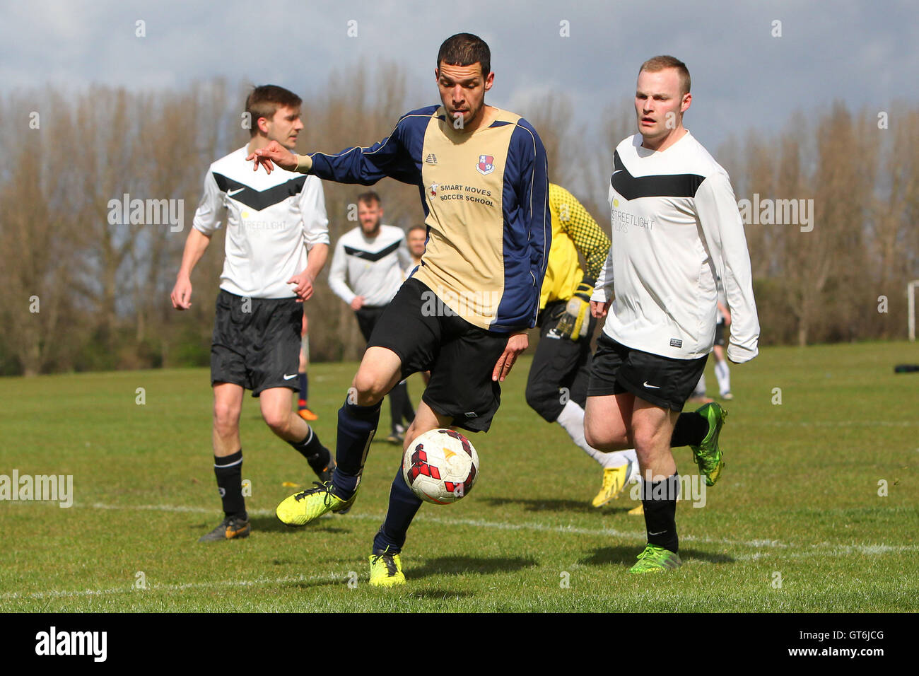 Maynell (blue/gold) vs City Flyers - Hackney & Leyton Sunday League ...