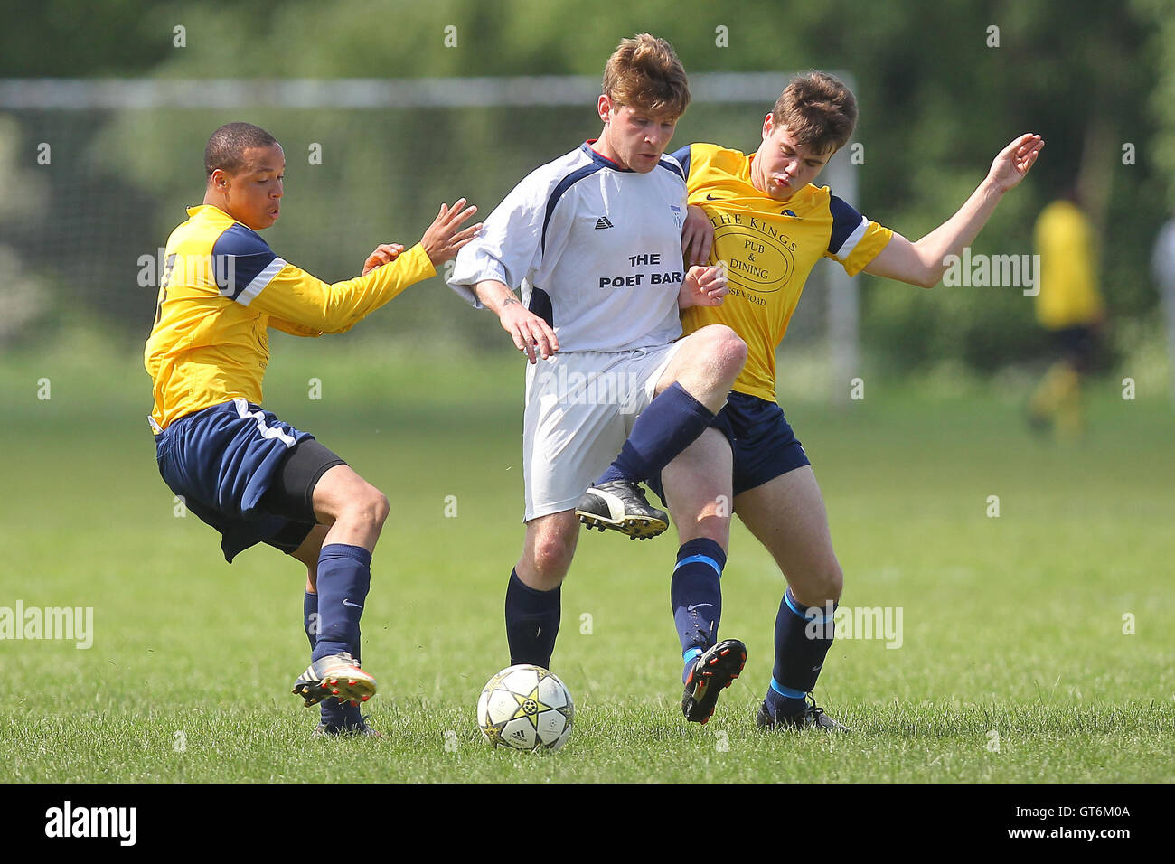 Mustard (yellow/blue) vs Wounded Knee - Hackney & Leyton Sunday League ...