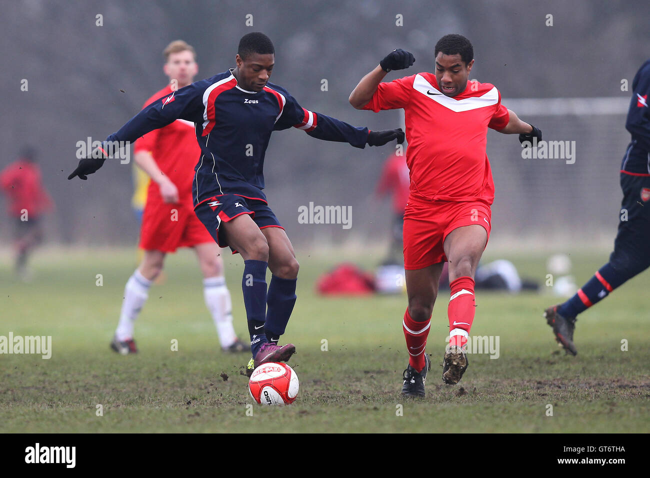 Shakespeare (red) vs MDM United - Hackney & Leyton Sunday League Dickie ...