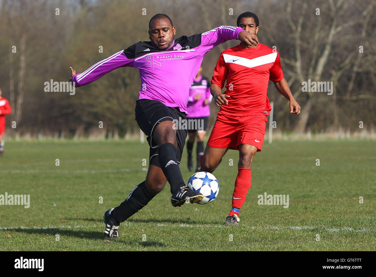 Shakespeare (red) vs RL United - Hackney & Leyton Sunday League Dickie ...