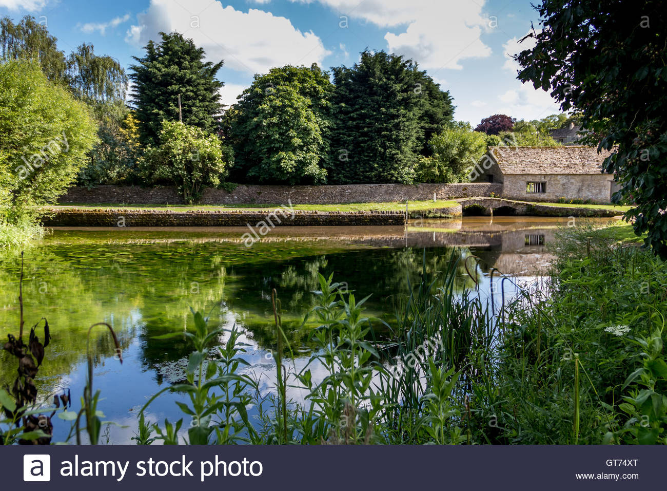 Shilton Oxfordshire High Resolution Stock Photography and Images - Alamy
