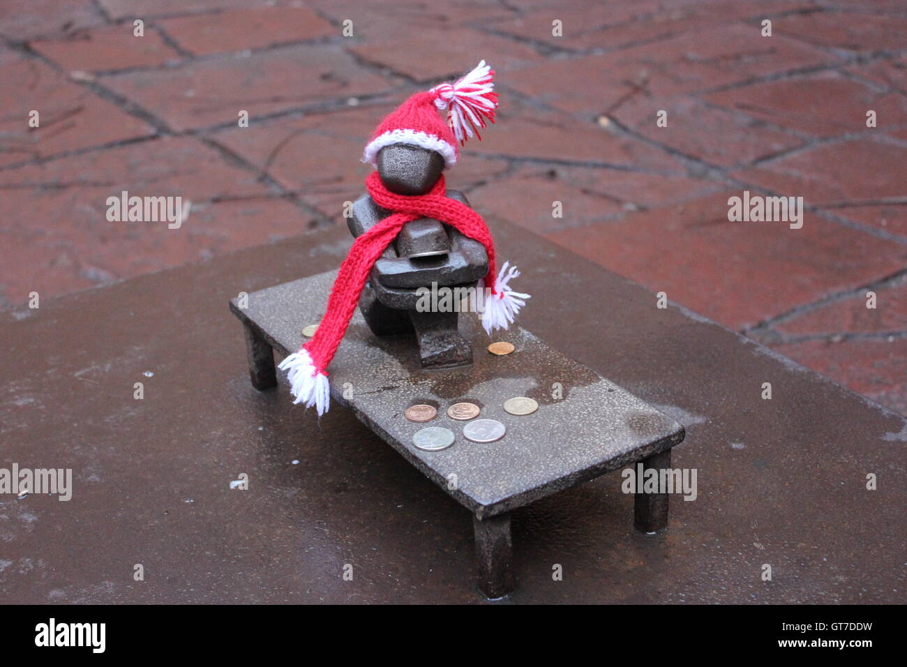 Smallest Statue High Resolution Stock Photography and Images - Alamy