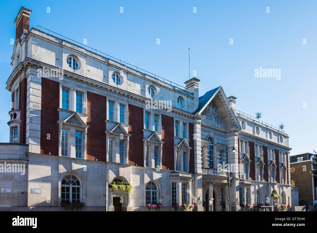 Courthouse Hotel, Old Street, London, England, U.K Stock Photo - Alamy