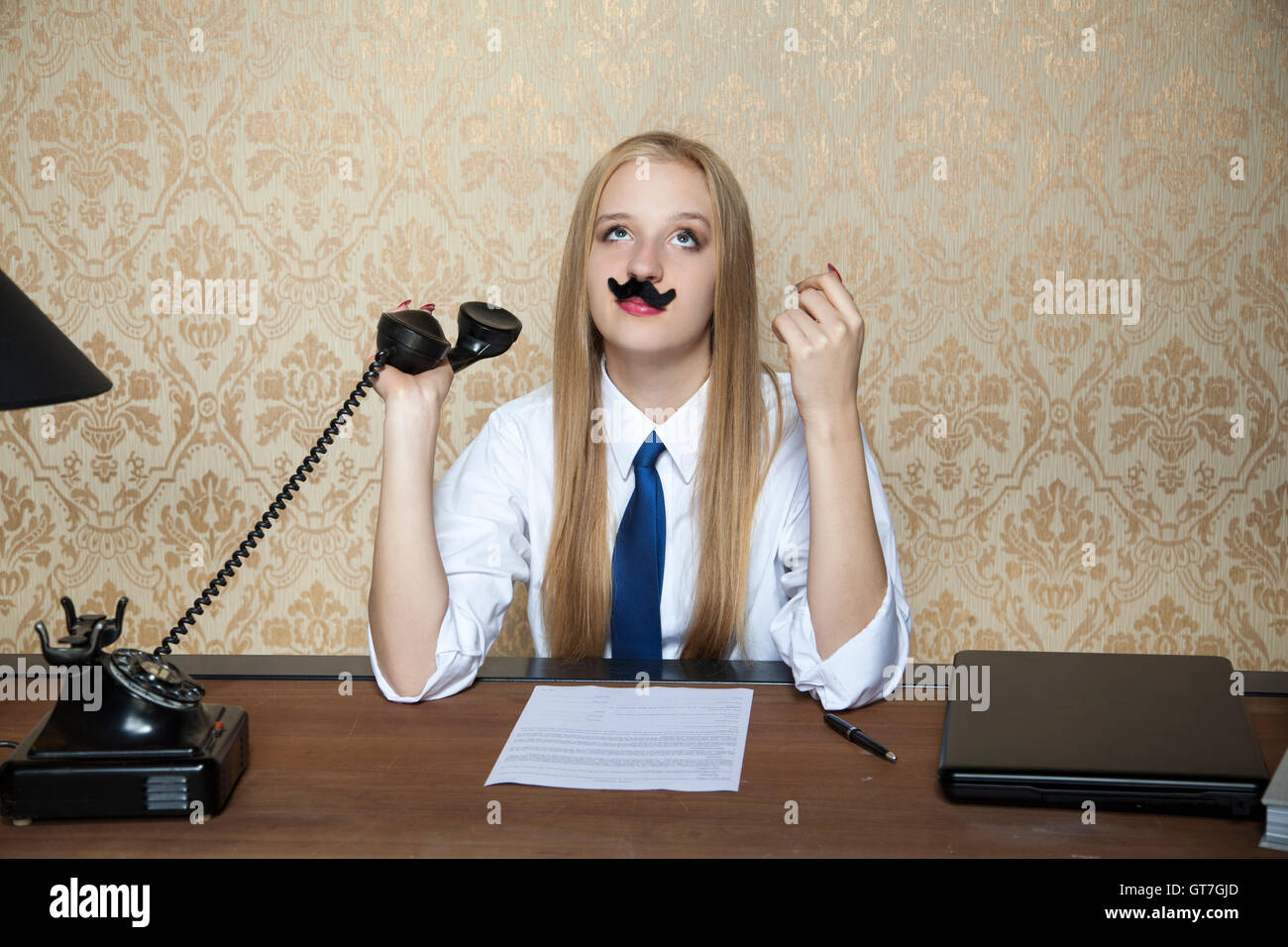 Boring conversation hi-res stock photography and images - Alamy