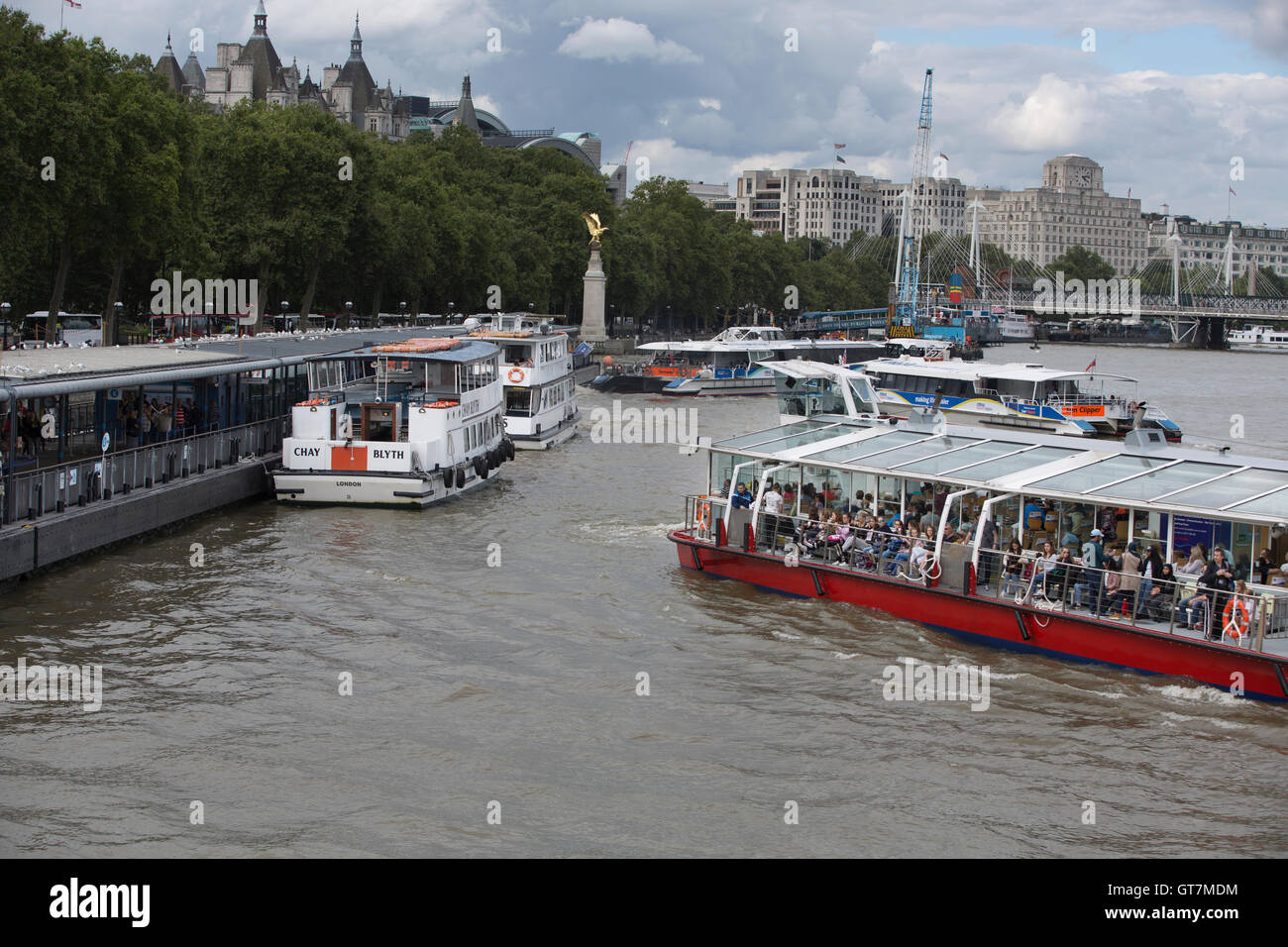 London riverboat transport westminster hi-res stock photography and ...