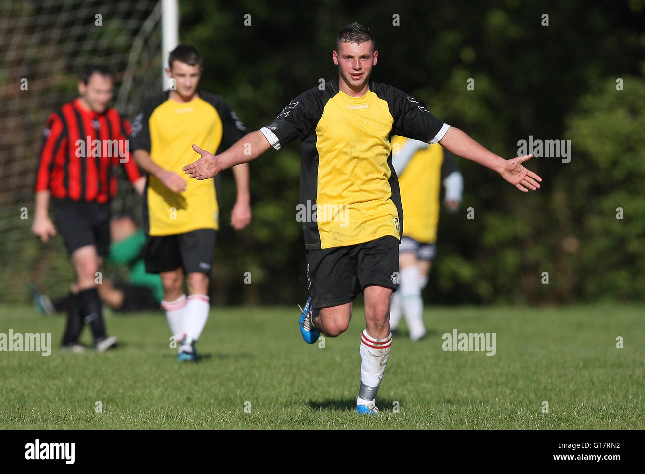 Vio Romania celebrate their first goal - Tergemo (red/black) vs Vio ...