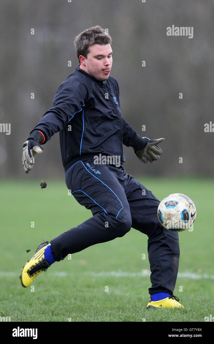 Warren Hackney (orange) vs Delta (dark blue) - Hackney & Leyton Sunday ...
