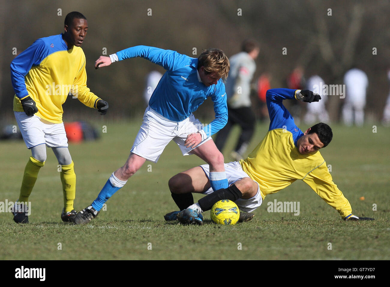 Hackney marshes london football hi-res stock photography and images - Alamy