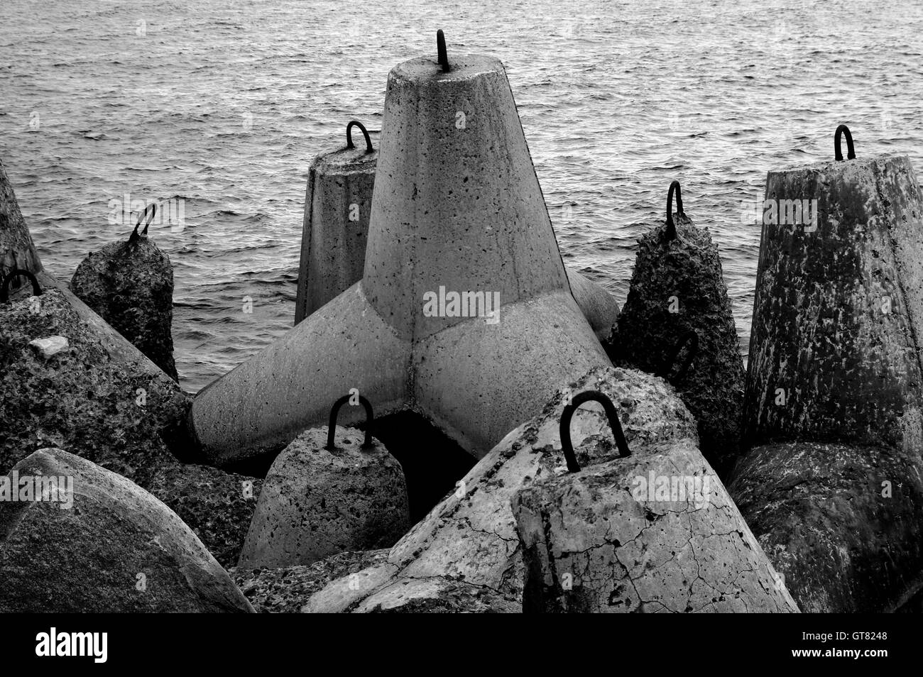 Mole, Jetty, Breakwater, Bulwark, Pier, Quay, Dam, Silhouettes Stock ...