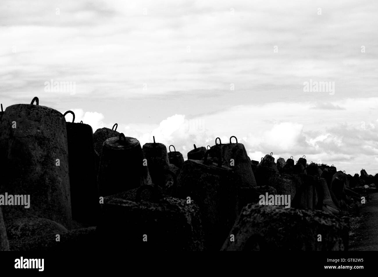 Mole, Jetty, Breakwater, Bulwark, Pier, Quay, Dam, Silhouettes Stock ...