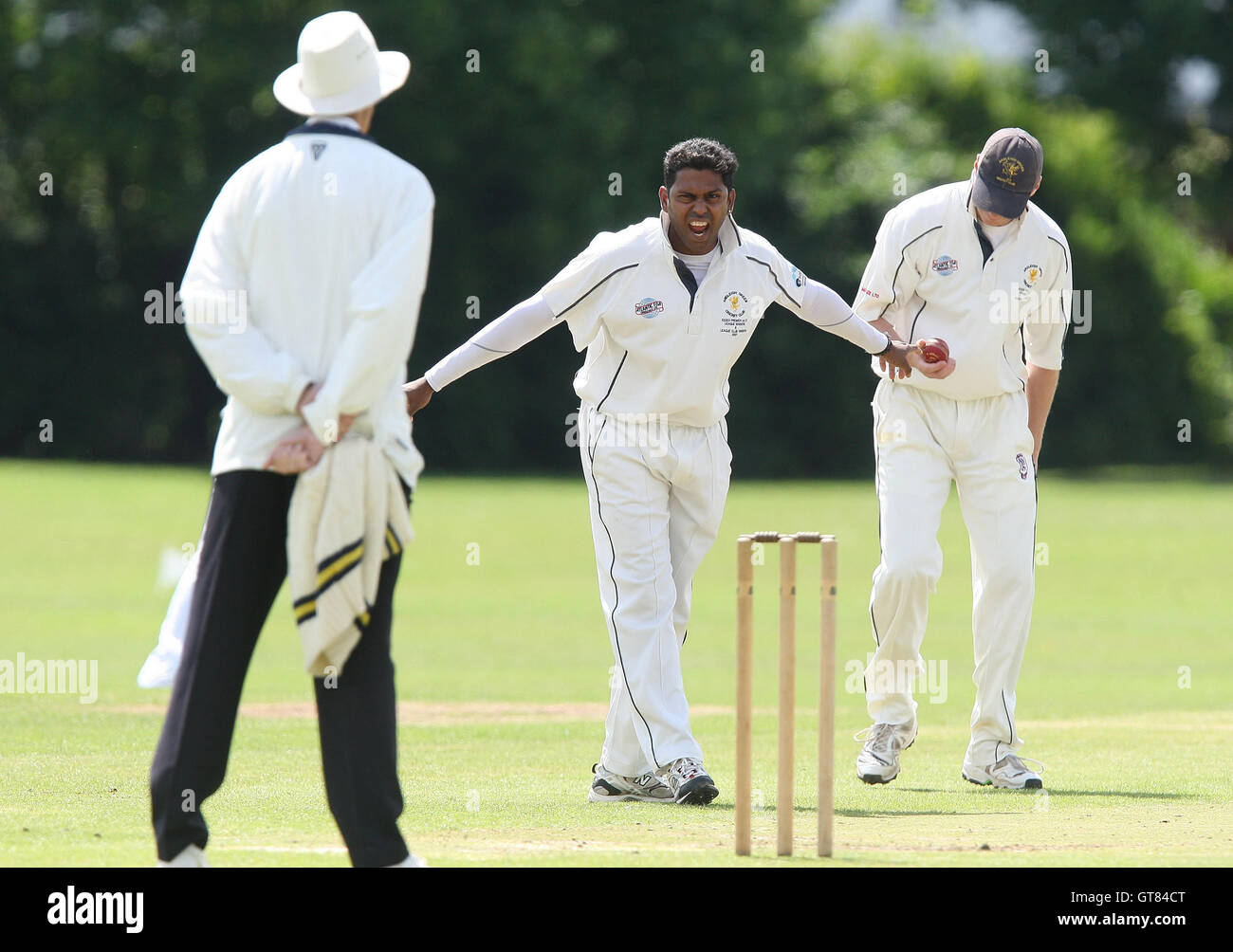 A Krishnan of Ardleigh Green appeals for a wicket - Gidea Park ...