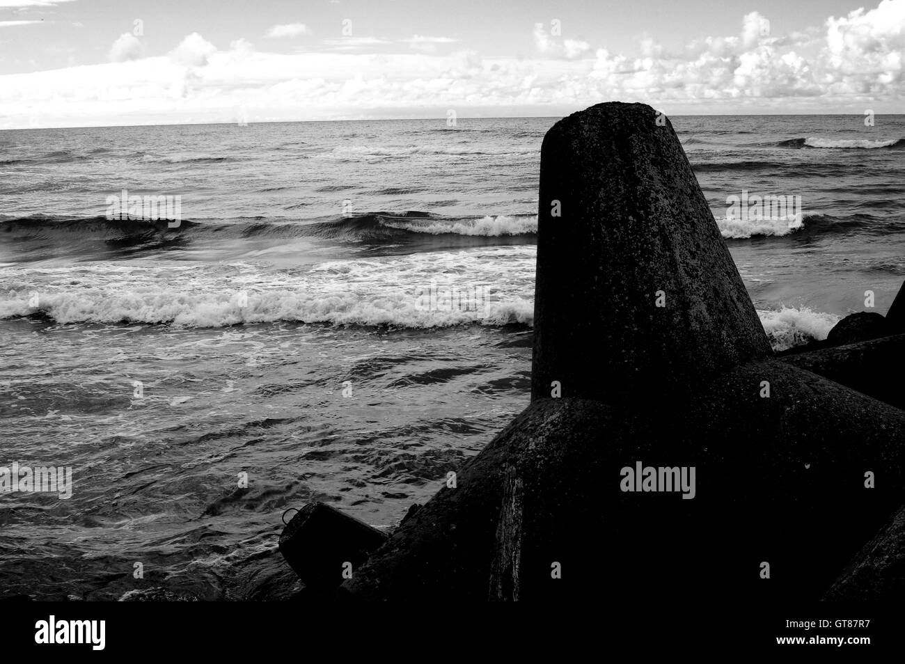 Mole, Jetty, Breakwater, Bulwark, Pier, Quay, Dam, Silhouettes Stock ...