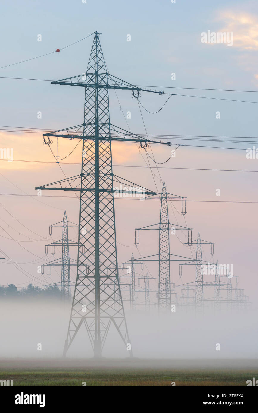 Powerline outdoors photography hi-res stock photography and images - Alamy