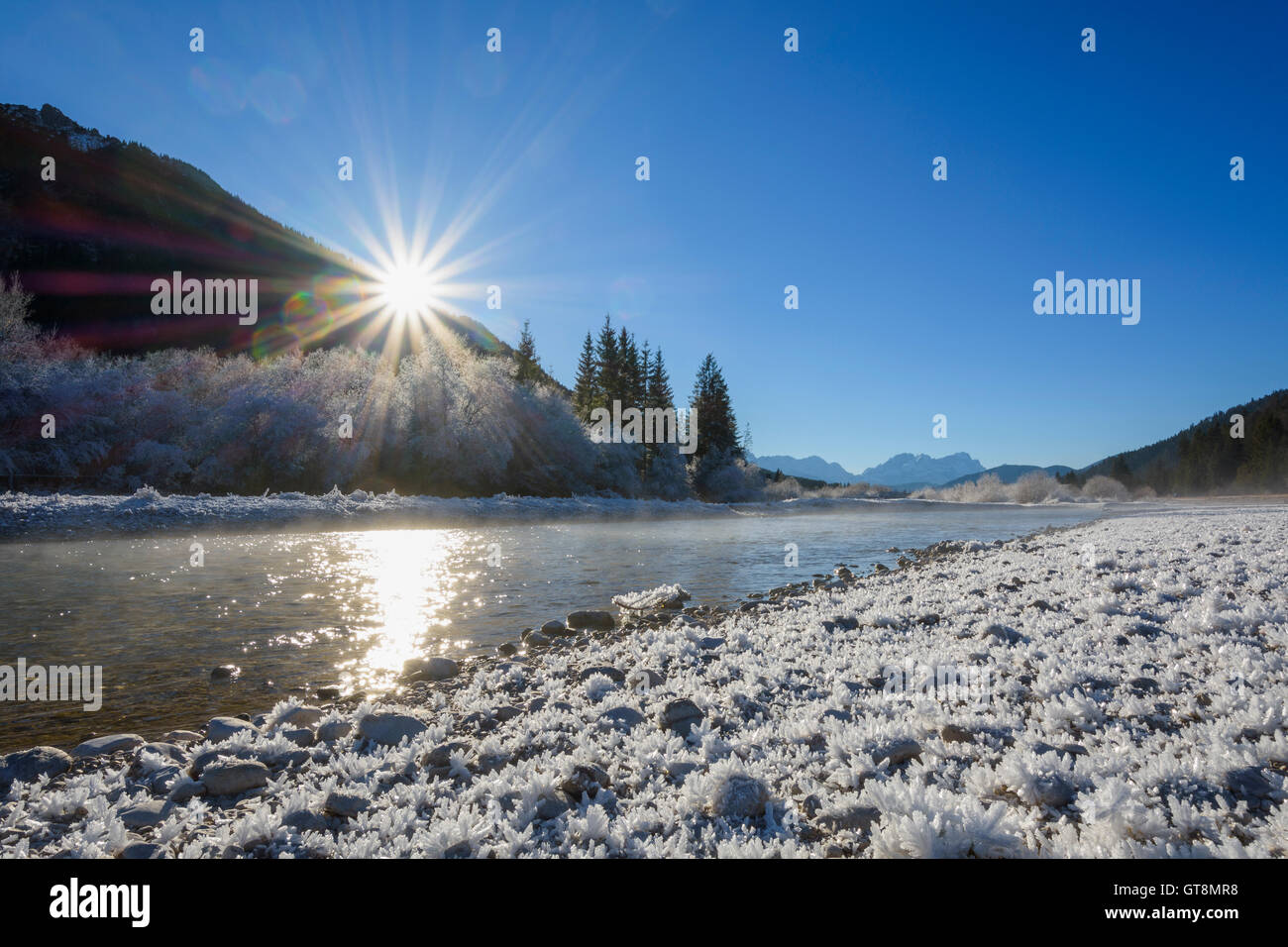 River Isar in Winter with Sun and Hoar Frost, Isar Valley, Karwendel ...