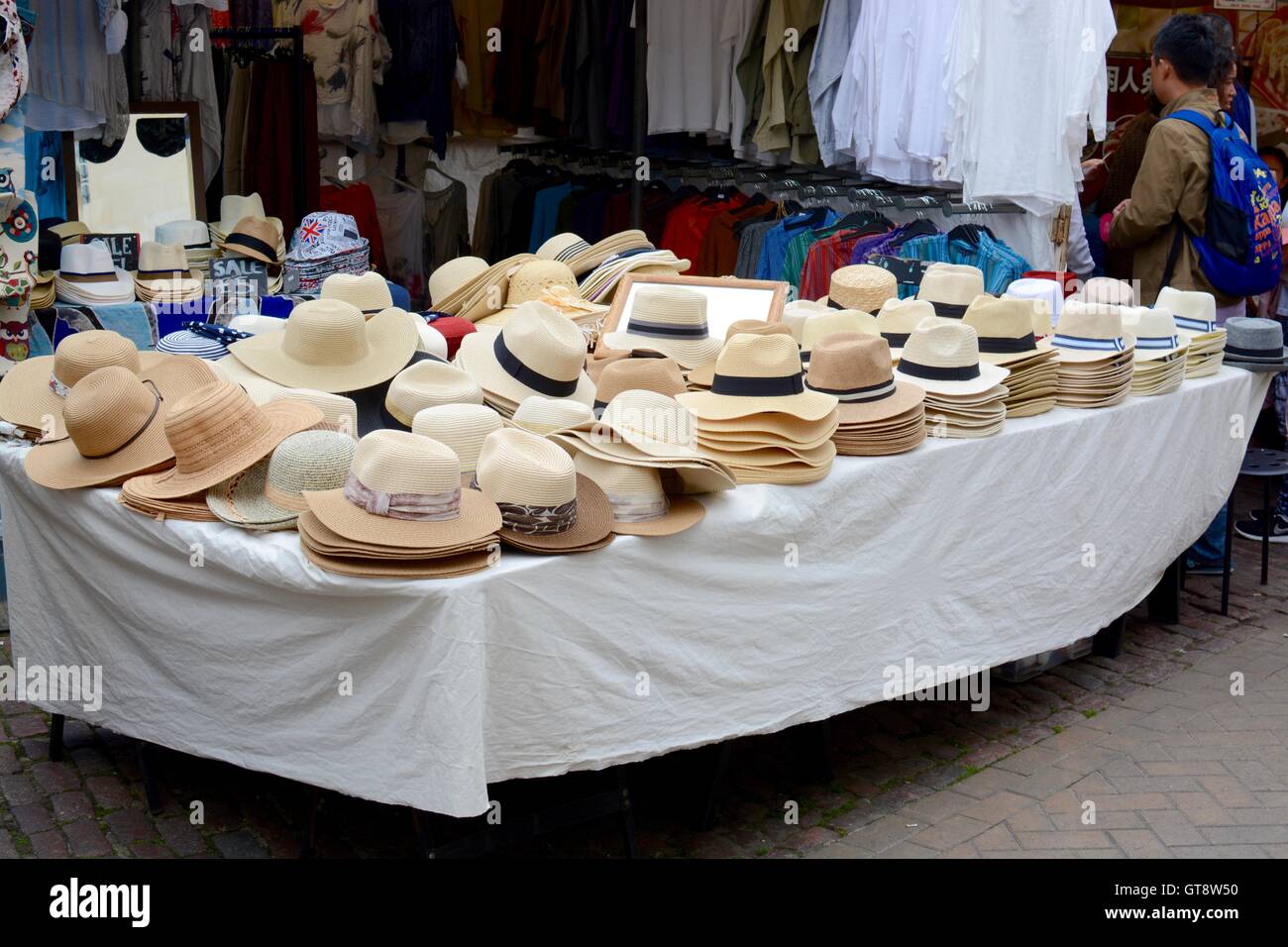 Market hat stand Stock Photo - Alamy
