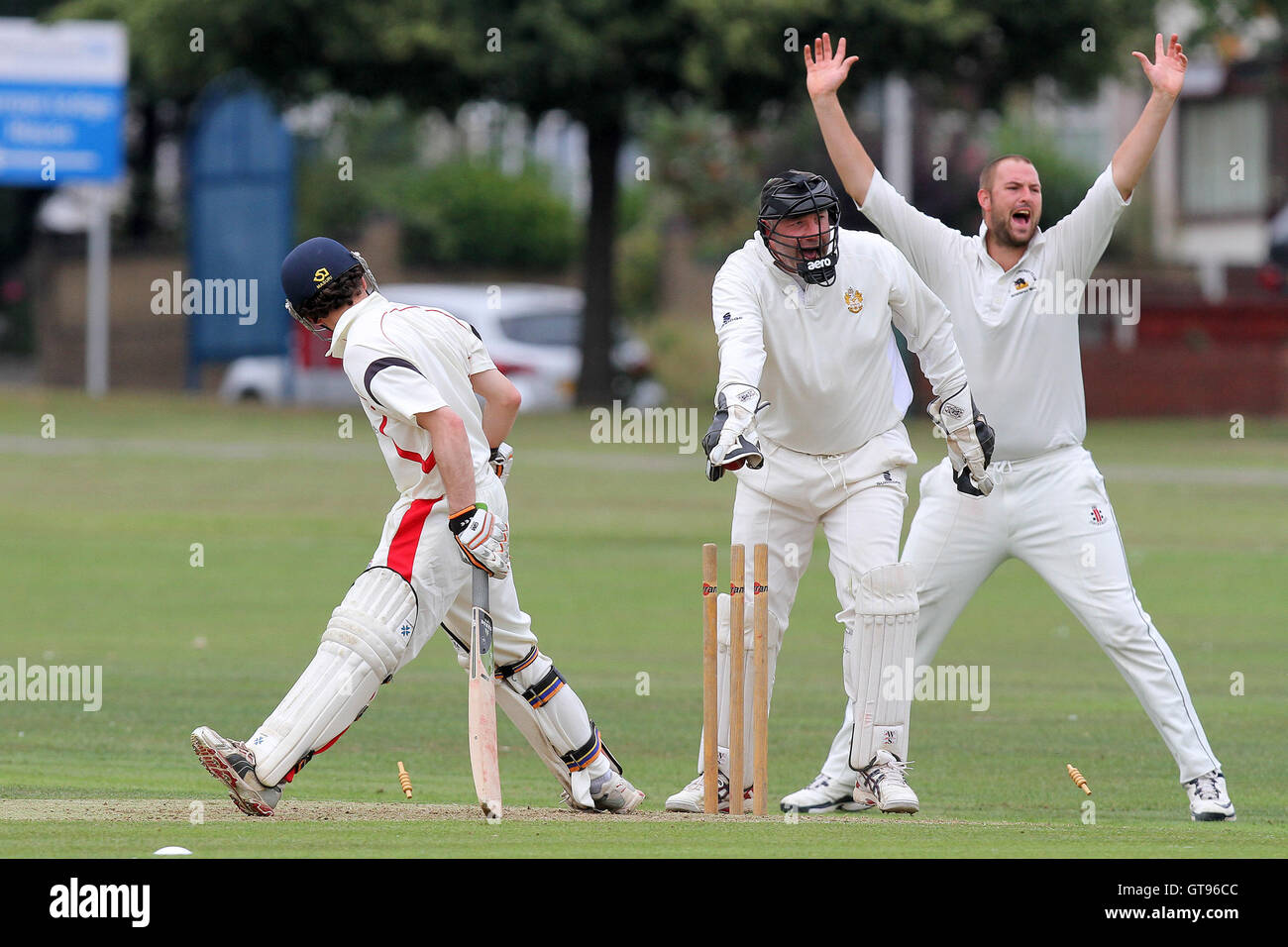 An unsuccessful attempt to stump Simon Savides of Hornchurch ...