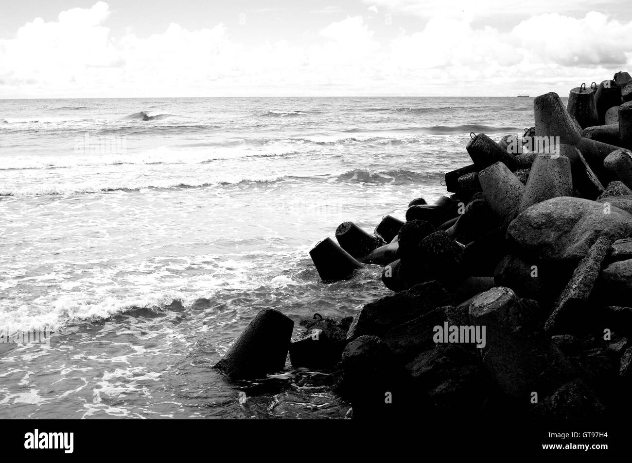 Mole, Jetty, Breakwater, Bulwark, Pier, Quay, Dam, Silhouettes Stock ...
