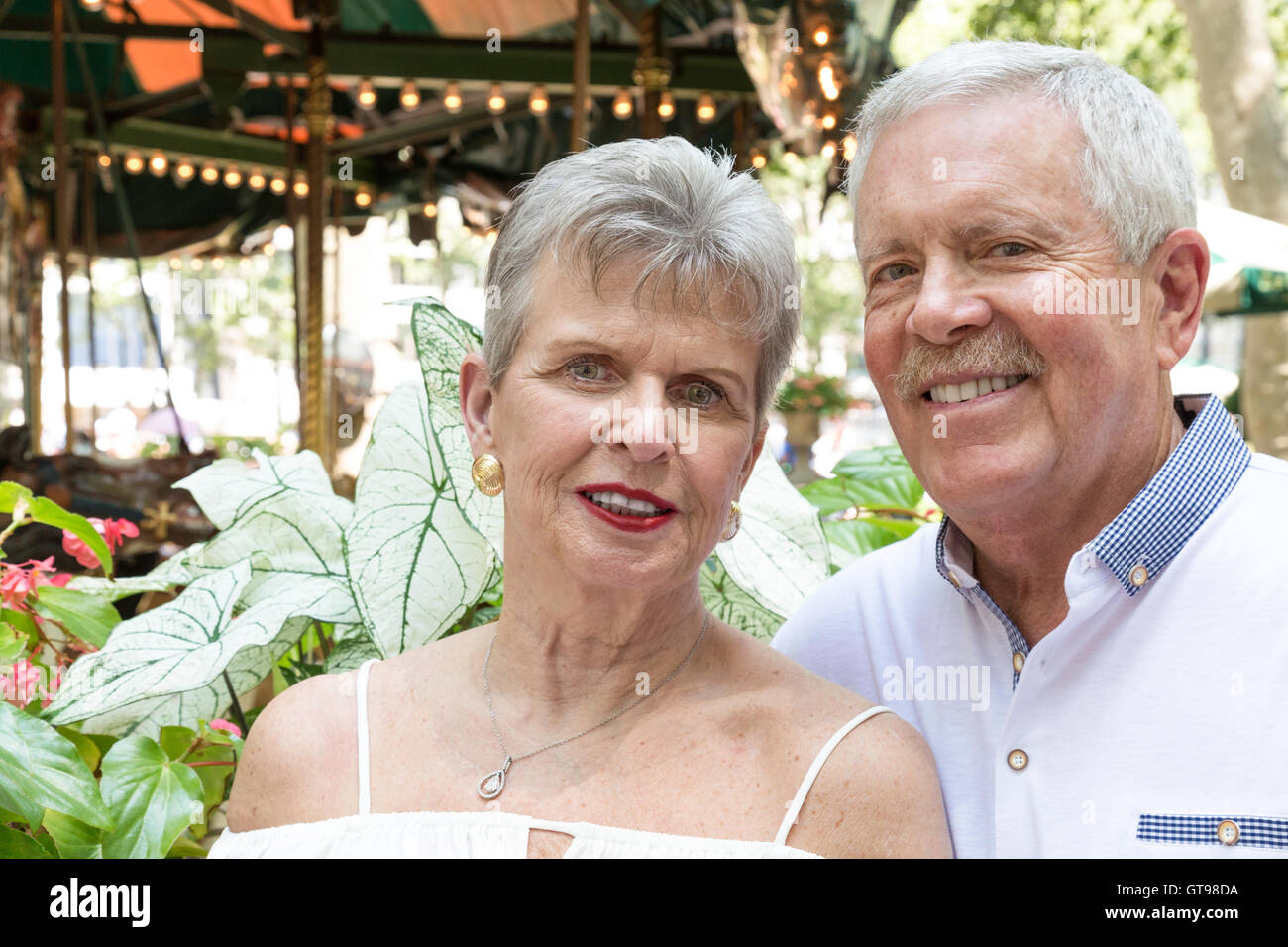 American senior citizens hi-res stock photography and images - Alamy