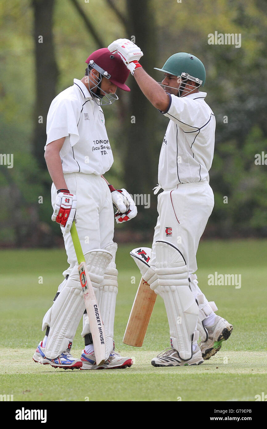 Arfan Akram (R) and Hamza Ahmed of Wanstead enjoy a good opening ...