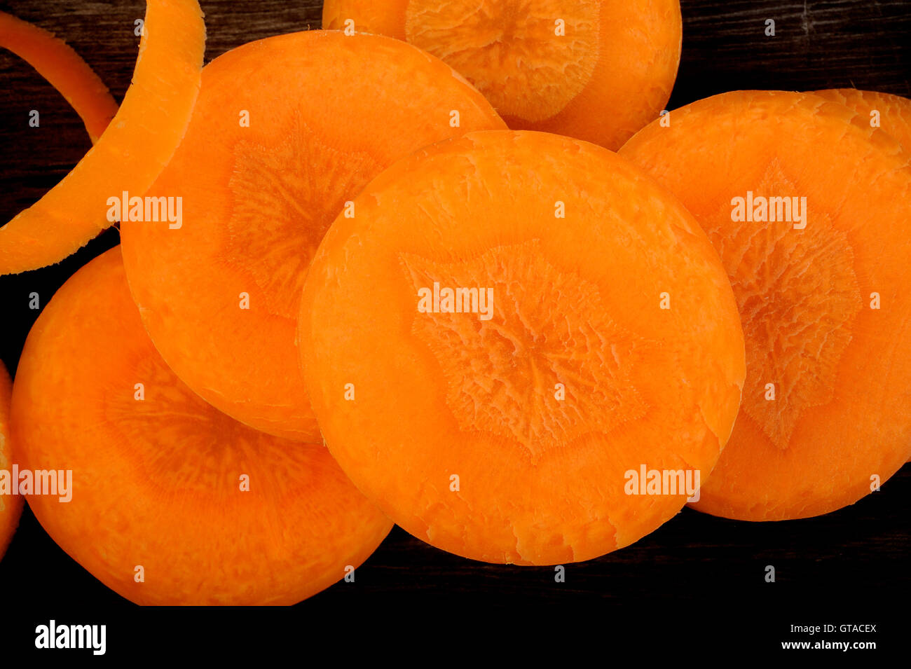 Sliced carrots hi-res stock photography and images - Alamy